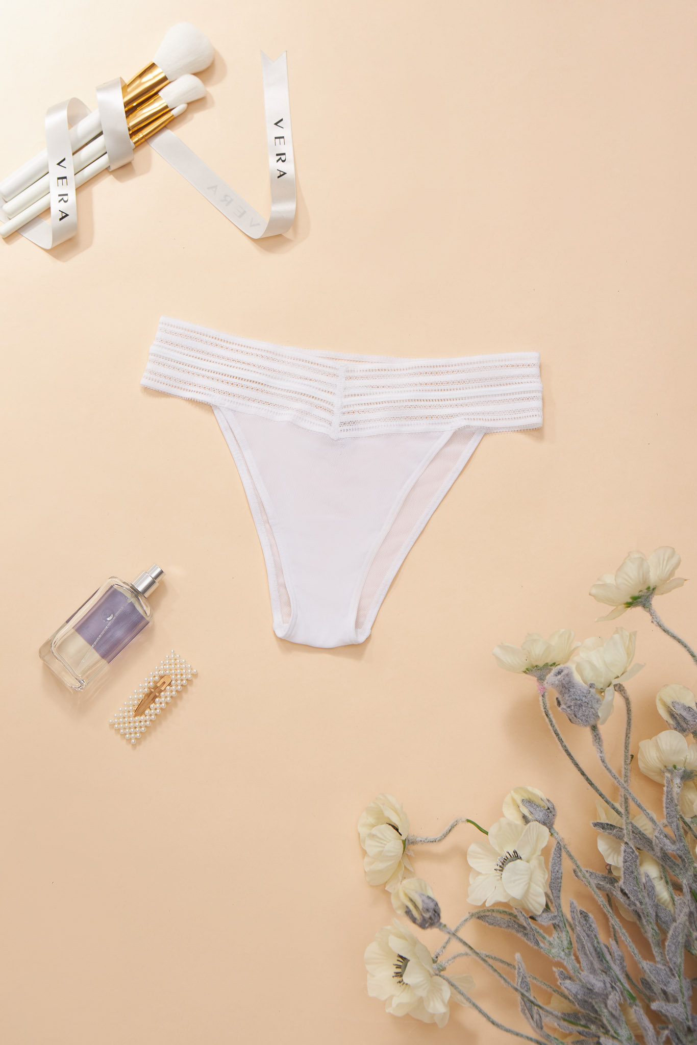 Quần lót VERA Thong & V-strings phối ren - 0394 - Vera Vietnam